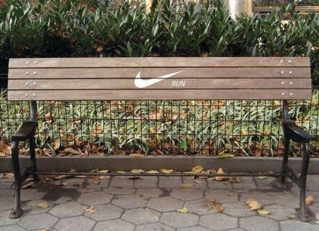 15 cool OOH guerilla marketing examples - Silver Mouse